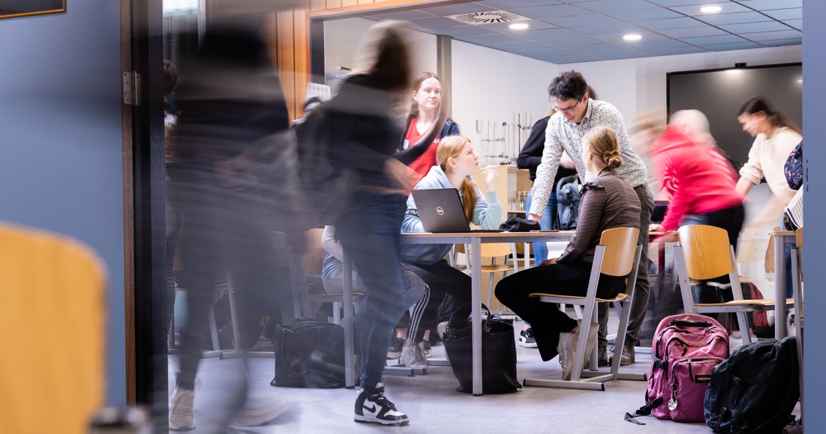 Teaching to teams in your next course? Get them a coach!