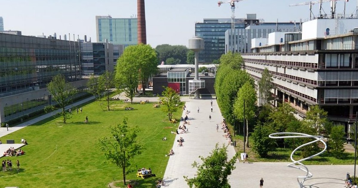 10 Dimensions of CBL